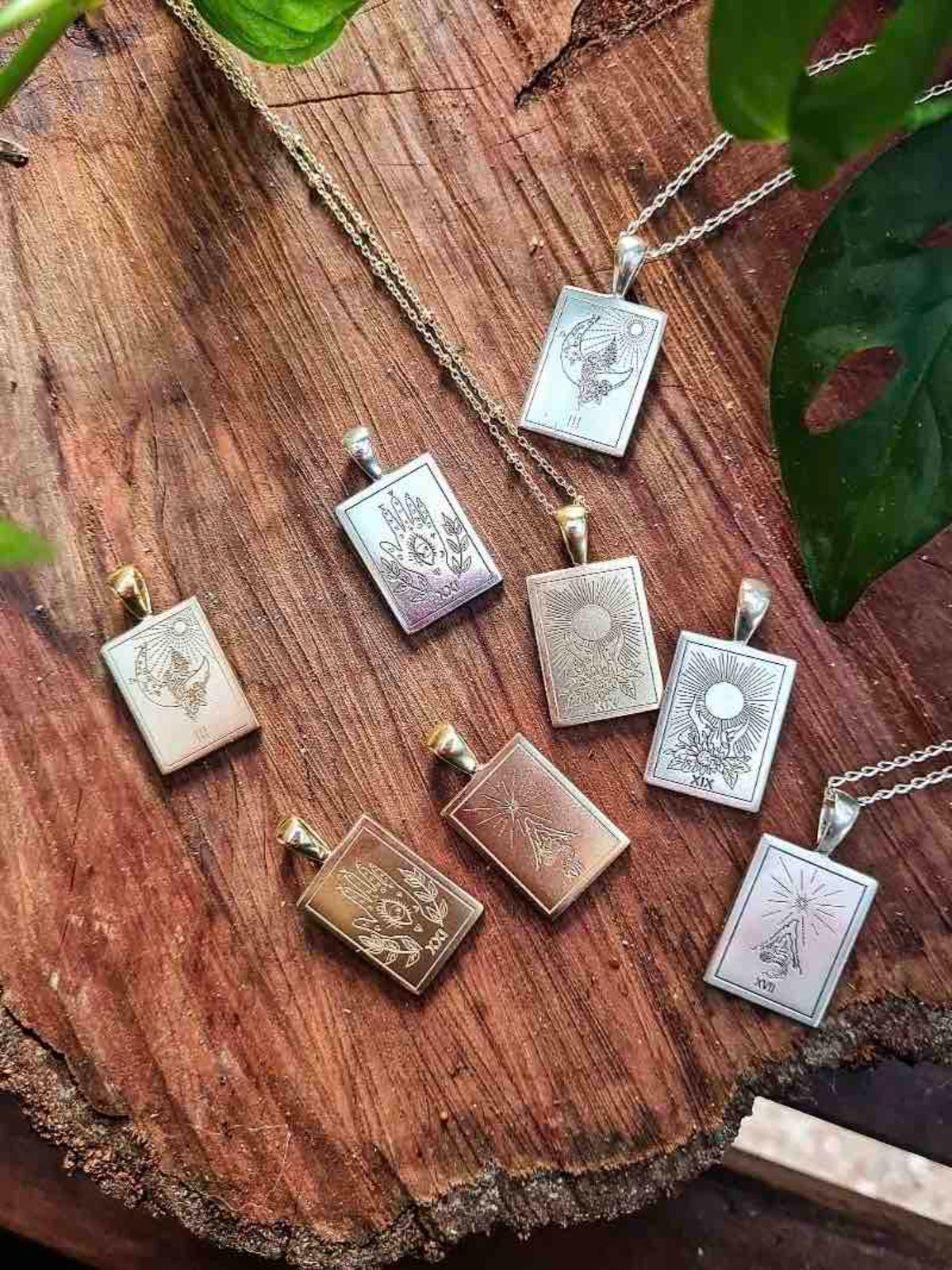 The Oracle Necklace Silver | Botanical Stone